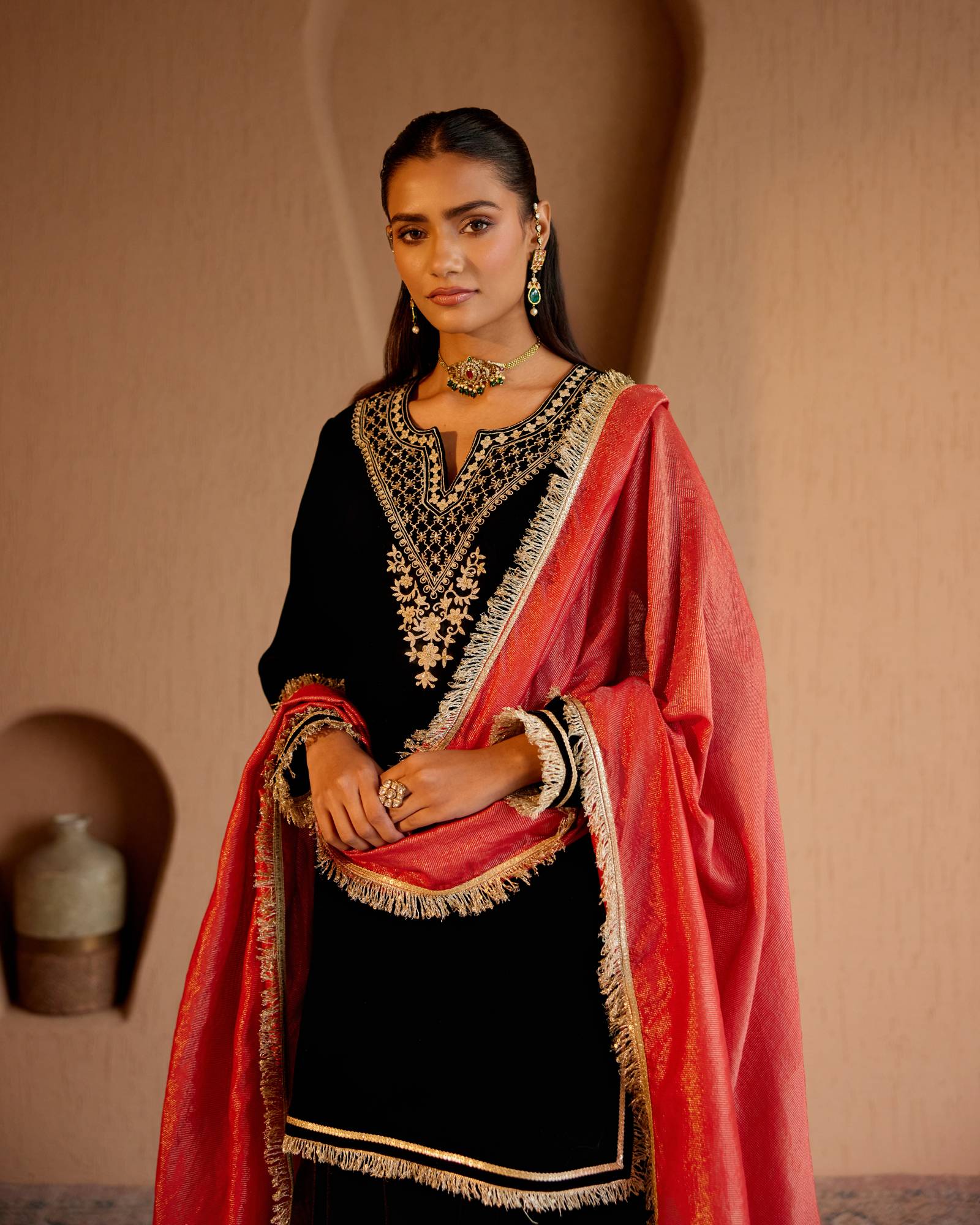 Dusky Red Dupatta – Nero India