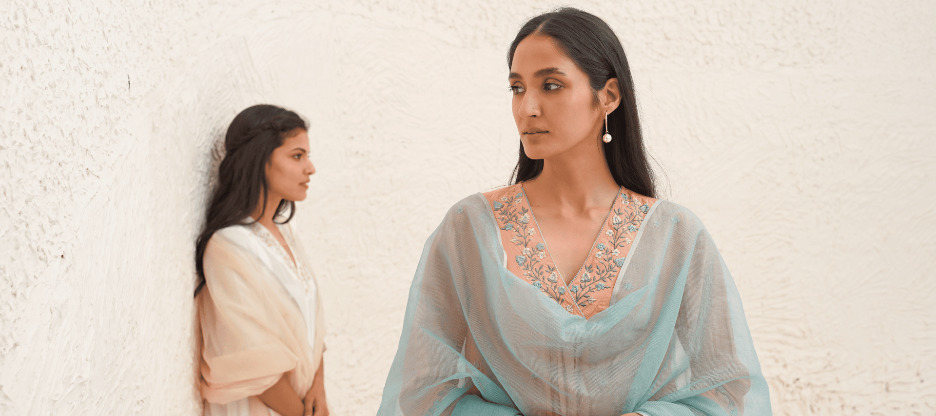 Ethnic Wear for Women Online India | Indian Ethnic Wear | Nero India